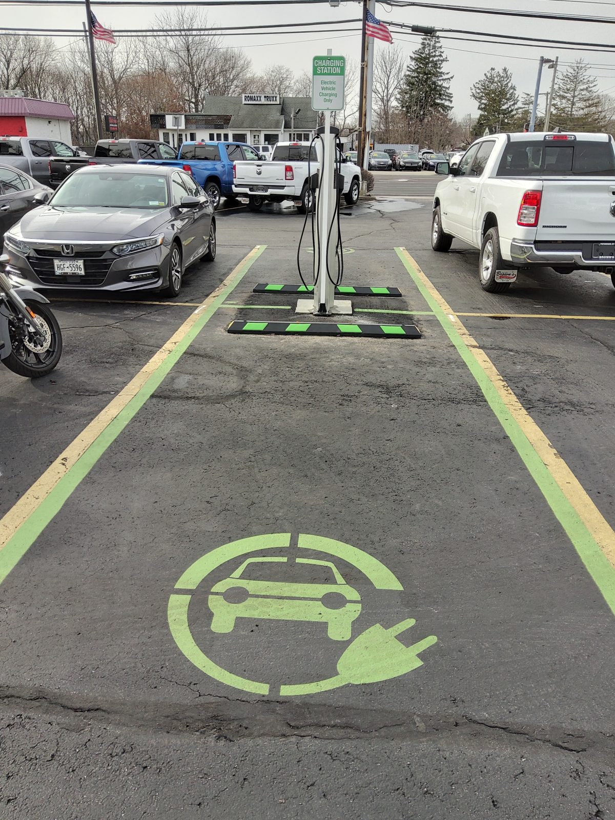 Huen Electric Leads Electric Vehicle Infrastructure Collaboration ...